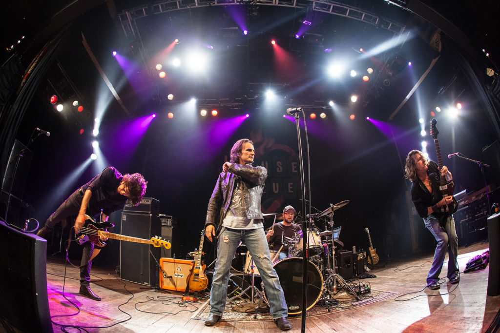 Live – Roxanne
